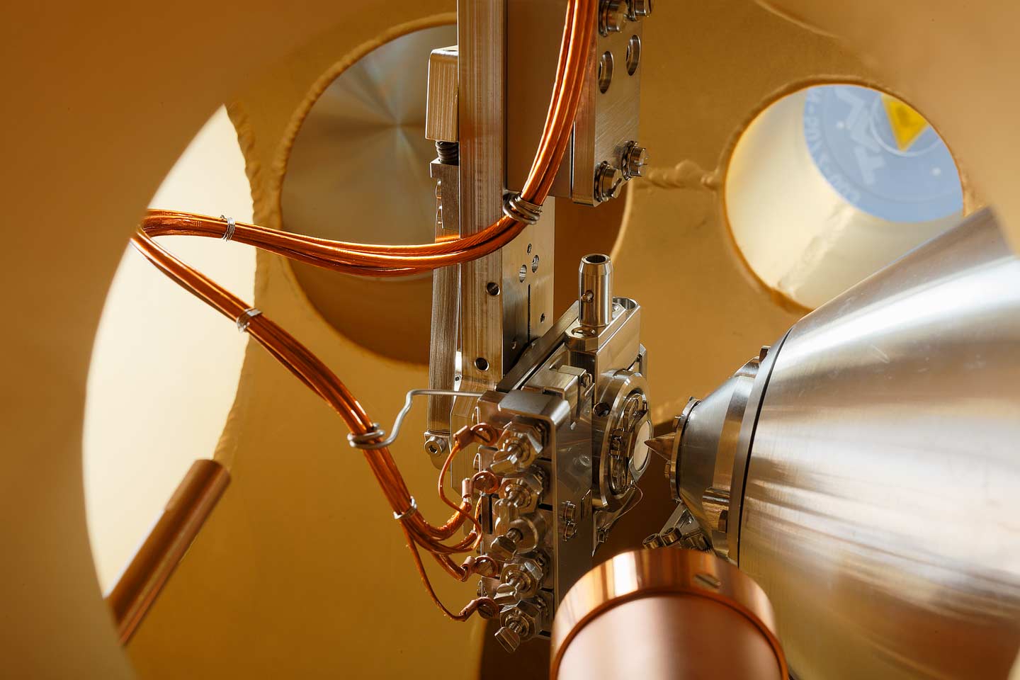 NAP-XPS System Backfilling | SPECS