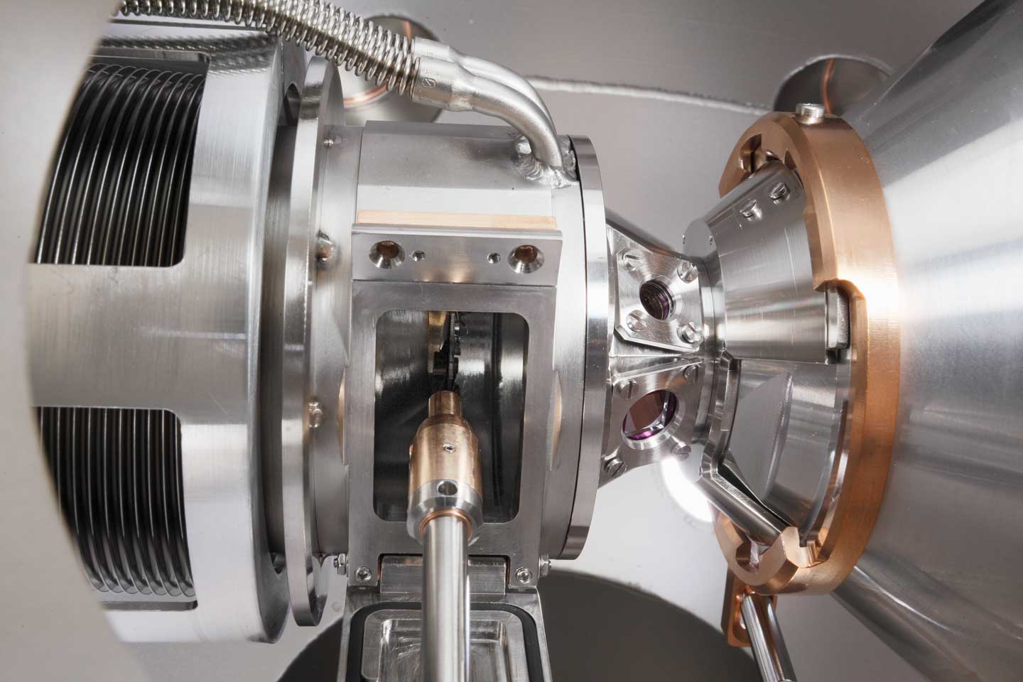 NAP-XPS System Reaction Cell | SPECS